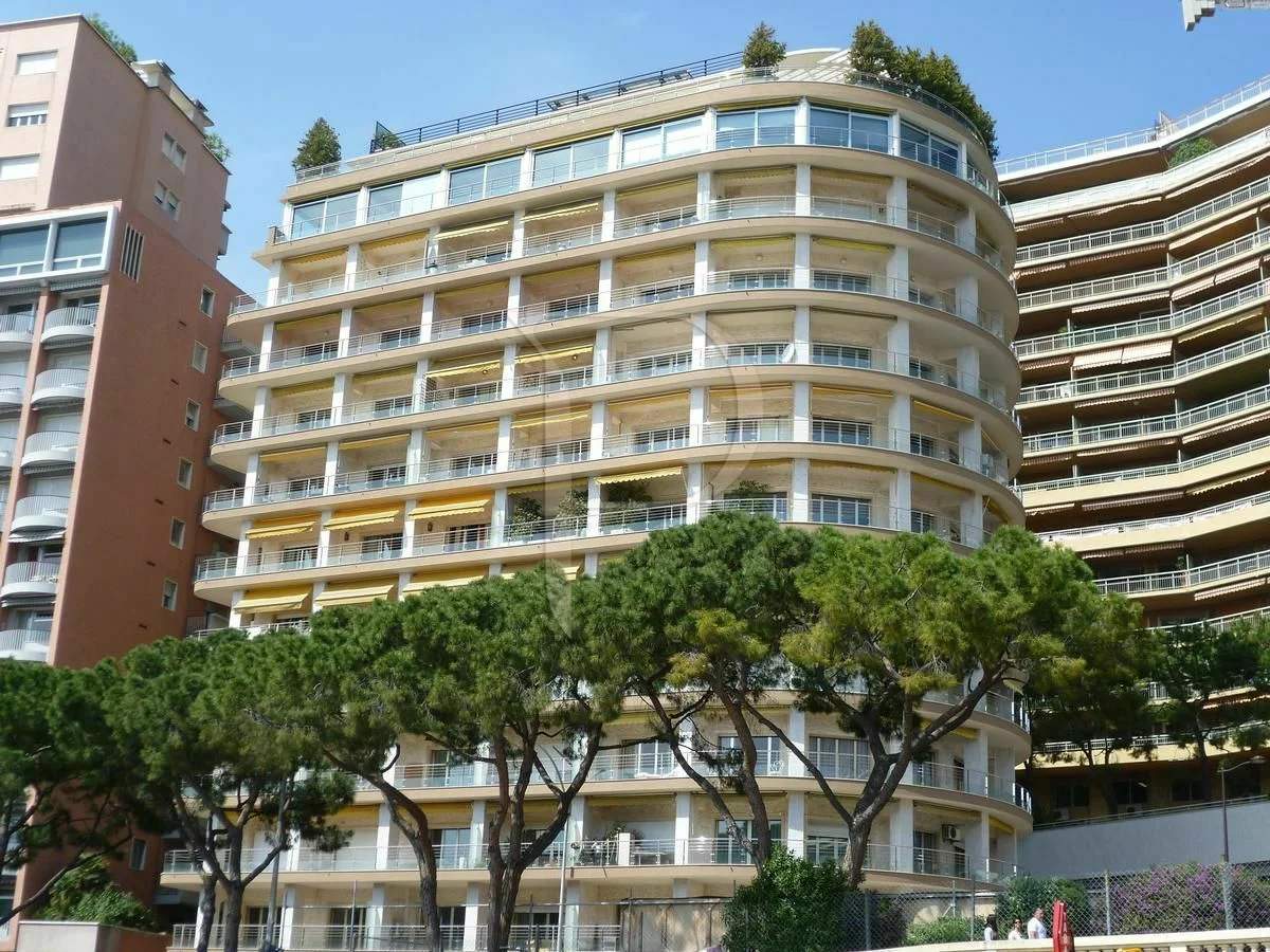 Building Ermanno Palace | Petrini Exclusive