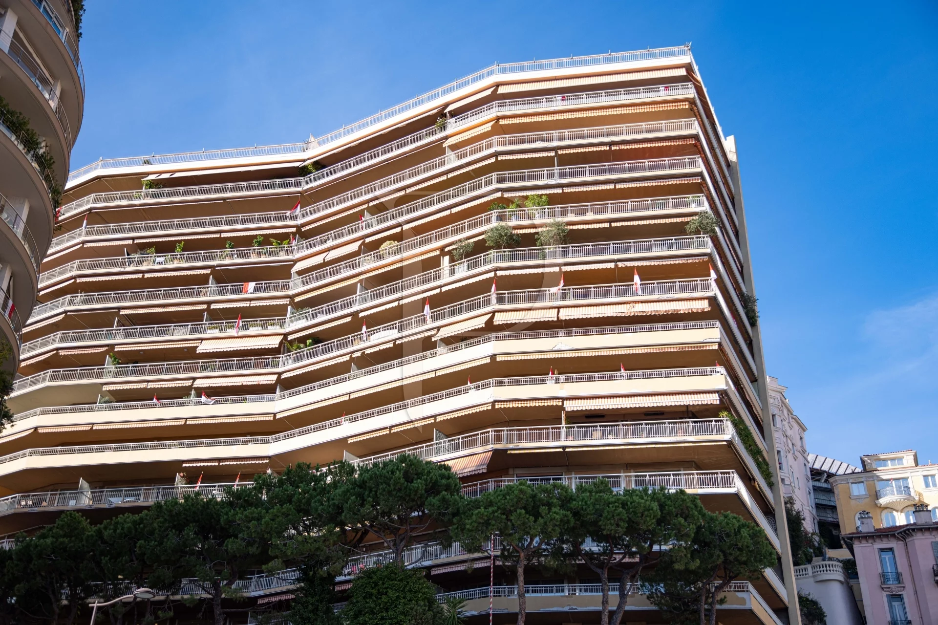 Building Le Panorama | Petrini Exclusive